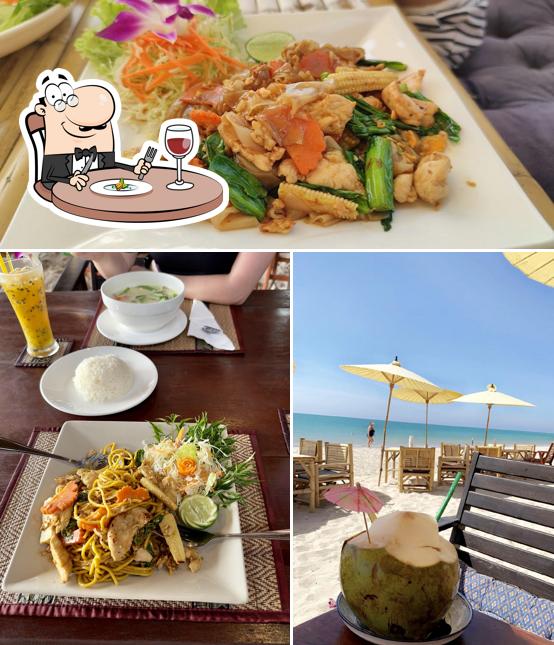 Thap Tawan Beach Restaurant & bar, Bang Nai Si - Restaurant reviews