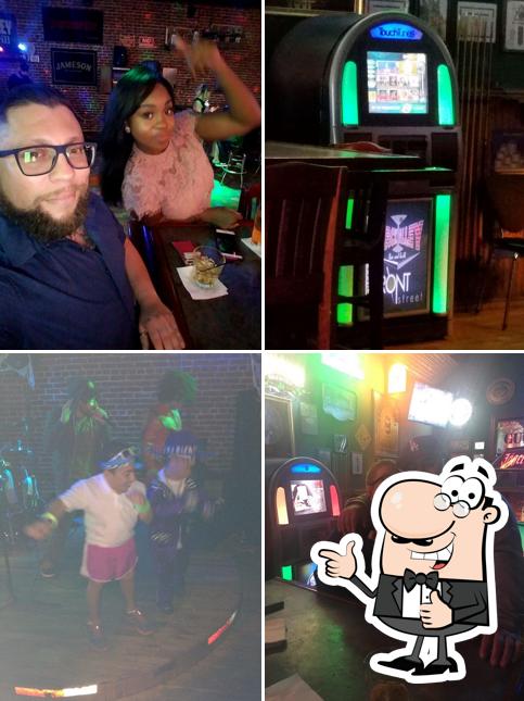 Back Alley Bar & Grill in Fullerton - Restaurant menu and reviews