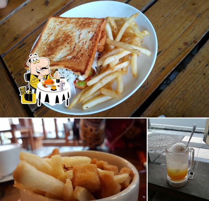 DW Coffee Shop cafe, Malang, Jl. Bogor No.11 - Restaurant reviews