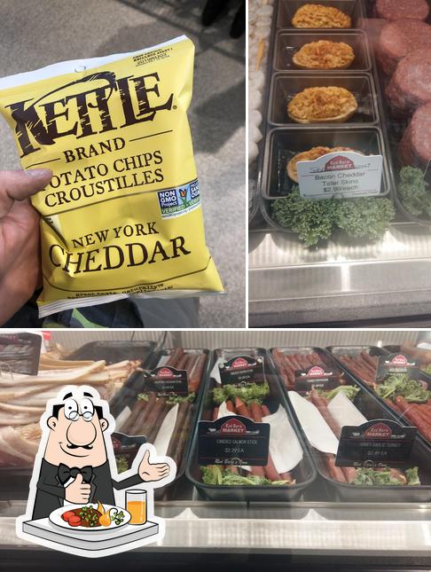 Red Barn Market, 325 Menzies St in Victoria - Restaurant reviews