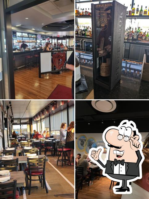 Gate 12 Bar & Grill, College Station - Restaurant menu, prices and reviews