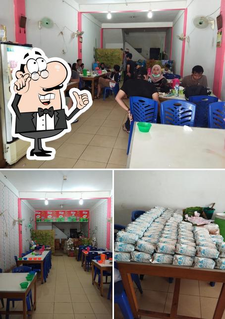 Rumah Makan Tuah Sakato restaurant, Jln Koperasi - Restaurant reviews