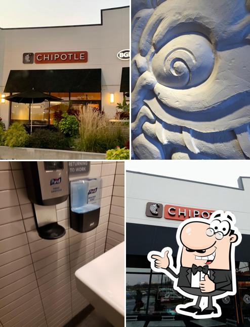 Chipotle Mexican Grill, 20940 Frederick Rd in Germantown - Restaurant ...