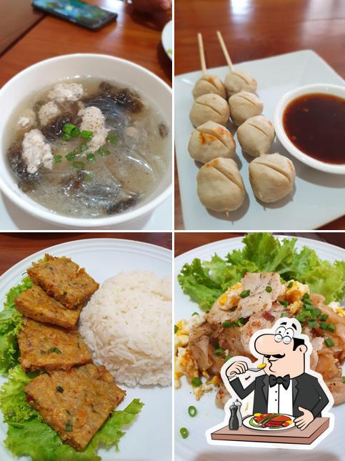 เปิ้ด-สะ-ก๊าด we serve only first class restaurant, Samut Prakan ...
