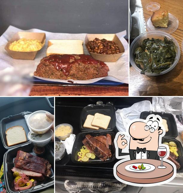 Smoke A Holics Bbq in Fort Worth - Restaurant menu and reviews