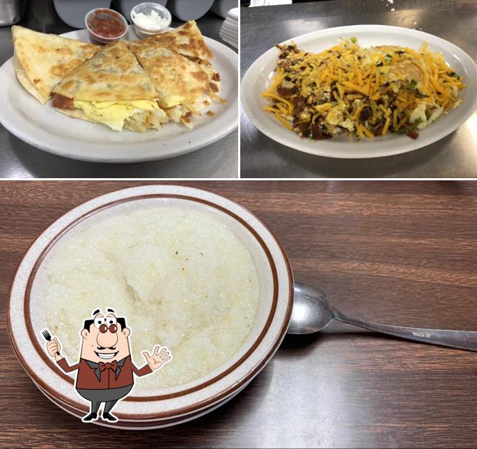 Dee's Restaurant, 1109 C Bowers Ave NW in New Philadelphia - Restaurant ...