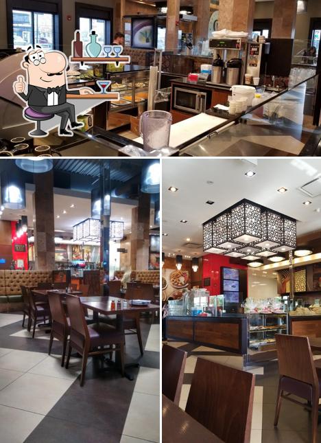 Paramount Middle Eastern Kitchen, 1585 The Queensway in Toronto ...