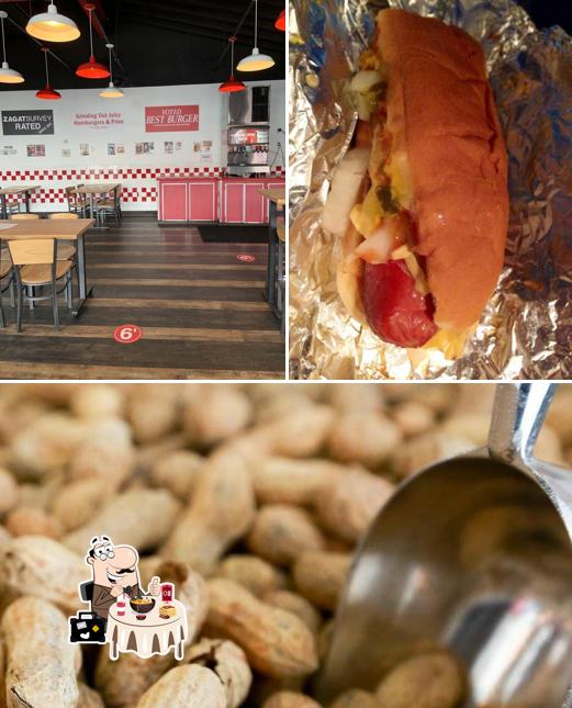 Five Guys, 4751 Forest Dr in Columbia - Restaurant menu and reviews