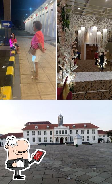 Fortune star, West Jakarta - Restaurant menu, prices and reviews