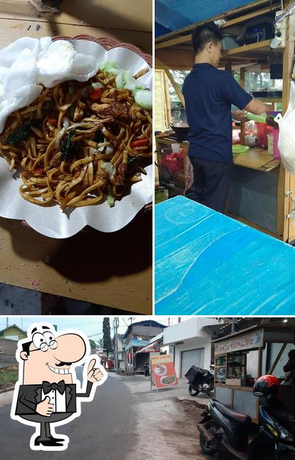 Nasi goreng barokah simpang lima junrejo, Batu - Opiniones del restaurante