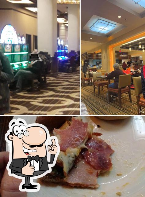 Seven Chefs Buffet, 100 Public Square in Cleveland - Restaurant reviews