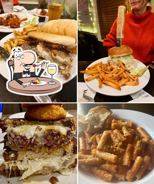 Find the best place to eat in Dover, Vermont, autumn 2023 - Restaurant Guru