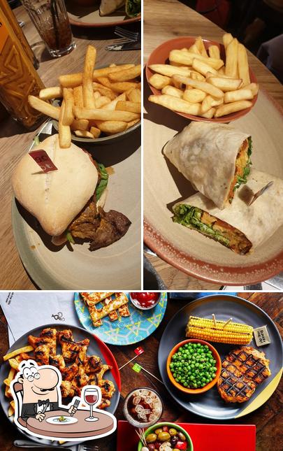 Nando's Newbridge in Newbridge - Restaurant menu and reviews