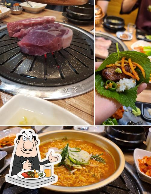 Restaurante Masiseumyeon Doeji, Seul, 3-4 Dongsomun-ro 6-gil ...