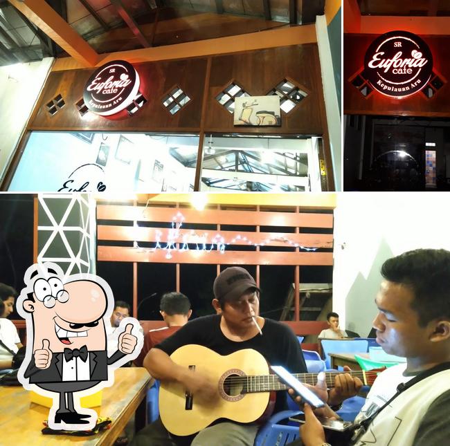Cafe Euforia Dobo, Indonesia - Restaurant reviews