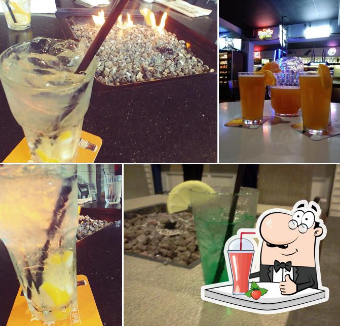 Top 5 restaurants with chicken burgers in Aloha, december 2025 ...