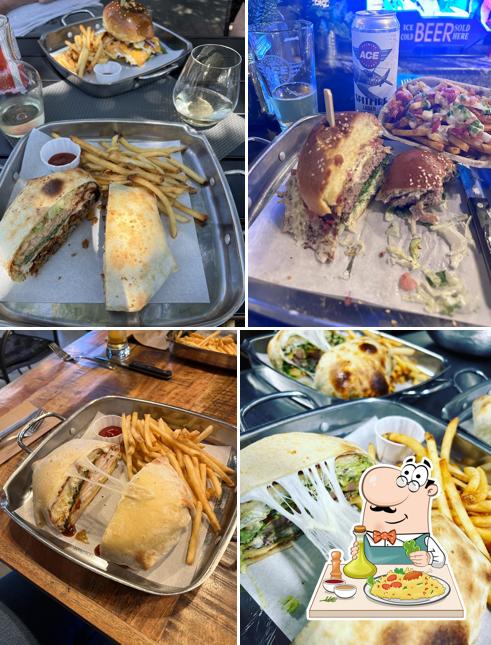 Q Burger•Restaurant, Qualicum Beach - Restaurant menu, prices and reviews