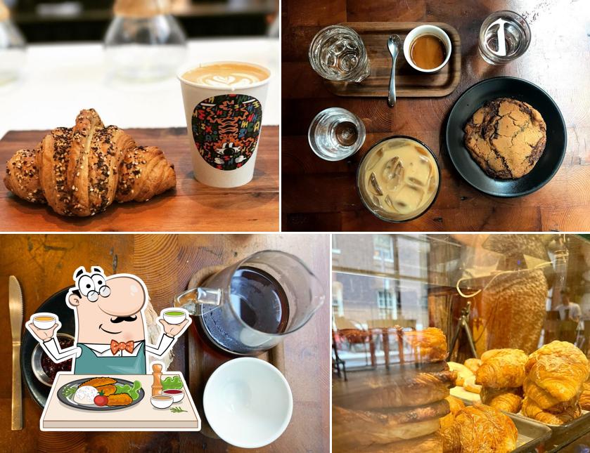 Elixr Coffee Roasters, Philadelphia, 15–16th & Locust - Restaurant menu ...