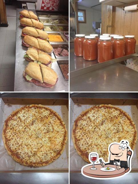 Dock's Pizza, 8404 US-23 in USA - Restaurant menu and reviews