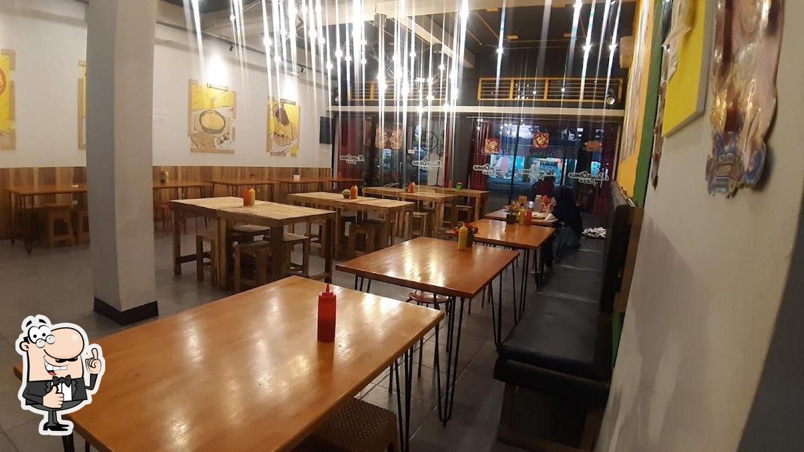 Mastercheese Pizza restaurant, Makassar, Jl. Karunrung No.7 ...