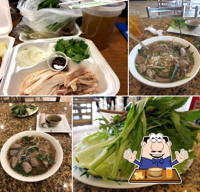 Pho Hai, 9820 Gulf Fwy in Houston - Restaurant menu and reviews