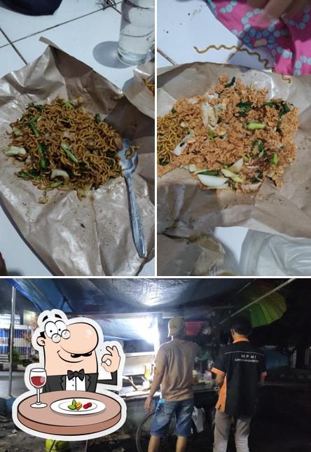 Nasi dan Bakmie Goreng Pak Min restaurant, Genengan - Restaurant reviews