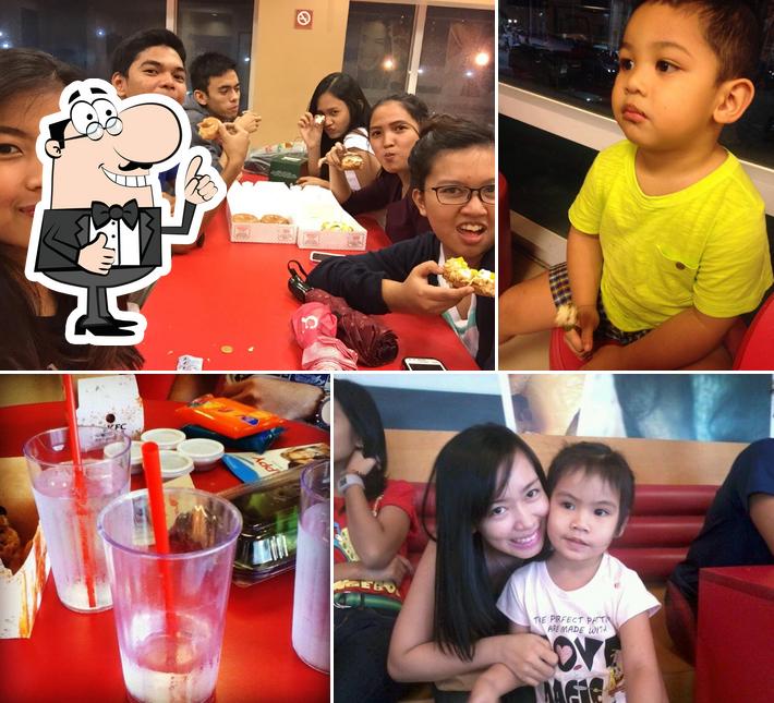 KFC restaurant, San Mateo, St - Restaurant reviews