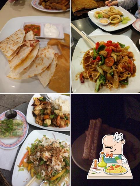 Red Room, Toronto, Queen's Park - Restaurant menu, prices and reviews