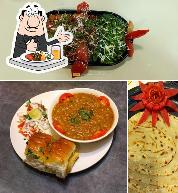 Gayatri restaurant & cafe, Ahmedabad - Restaurant menu, prices and reviews