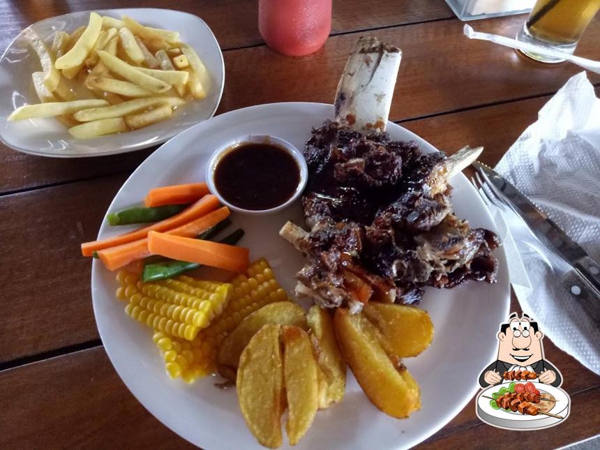 Alang Alang Cafe & Resto, Tomohon - Restaurant reviews