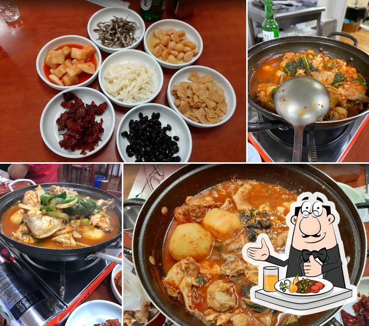 전주집 (JeonJoo Jip) restaurant, Seoul, 13 Samseong-ro 100-gil ...
