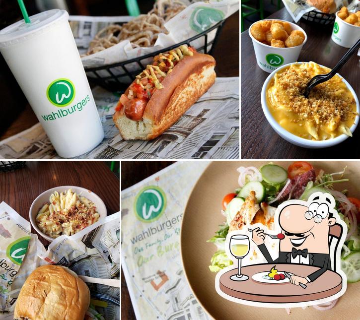 Wahlburgers, Cleveland - Restaurant menu, prices and reviews
