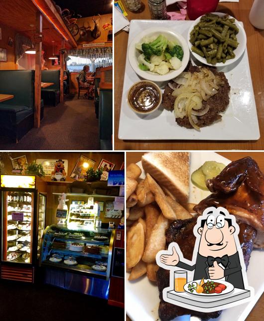 Mickey Pigg's BBQ, 256 Anderson Cir in Alto - Restaurant menu and reviews