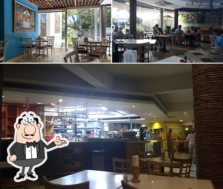 Adrian Tropical, Santo Domingo, Freddy Beras Goico - Restaurant menu ...