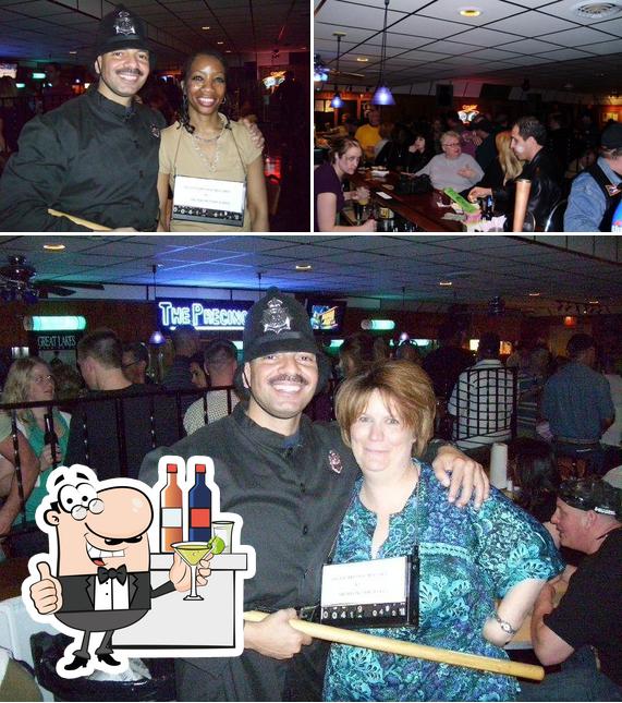 The Precinct Bar & Grill in Canton - Restaurant reviews