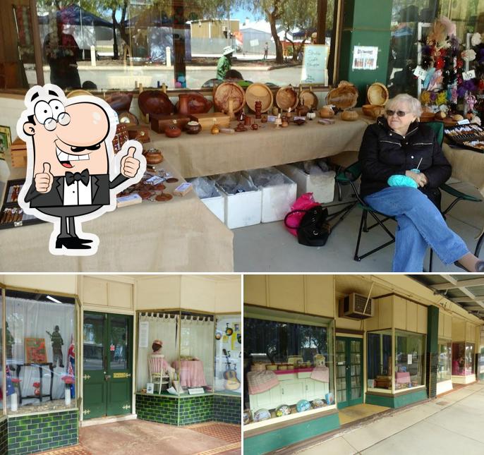 White Rose Cafe (Ariah Park Cafe) in Ariah Park - Restaurant reviews