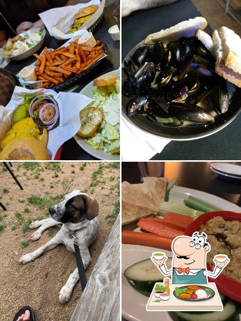 Tavern on Main, Buda - Restaurant menu, prices and reviews