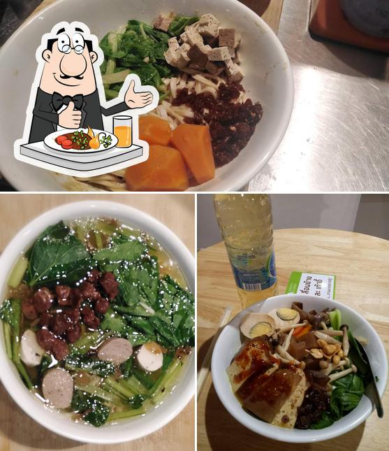 Vegetarian Taiwan Xiao Xiao restaurant, Bangkok - Restaurant reviews