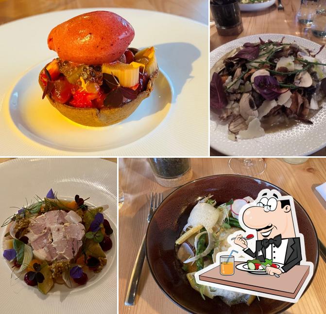 MOON, Bergen - Restaurant menu, prices and reviews