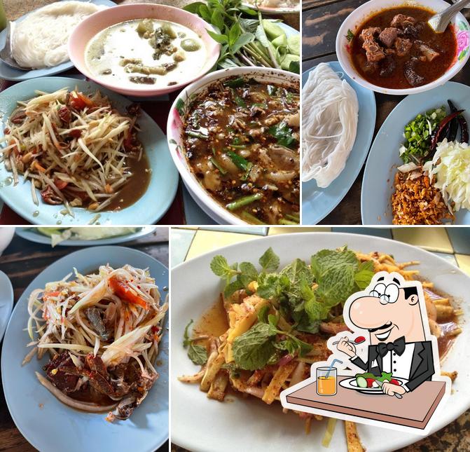 ส้มตำอ้อยกันเอง, Nakhon Sawan - Restaurant menu, prices and reviews