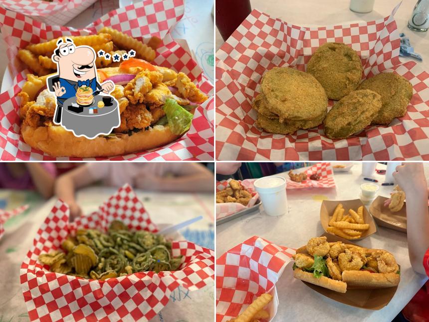 The Blue Rooster Restaurant, 10235 N US Hwy 259 in Broken Bow ...