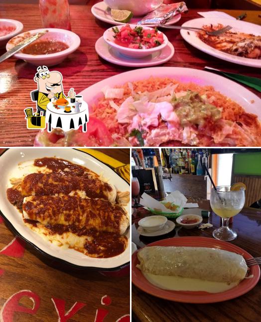 El Manzanillo Mexican Restaurant in Centerville - Restaurant menu and ...