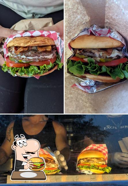Excaliburger, 3600 Cantrell Rd Suite X in Little Rock - Restaurant reviews