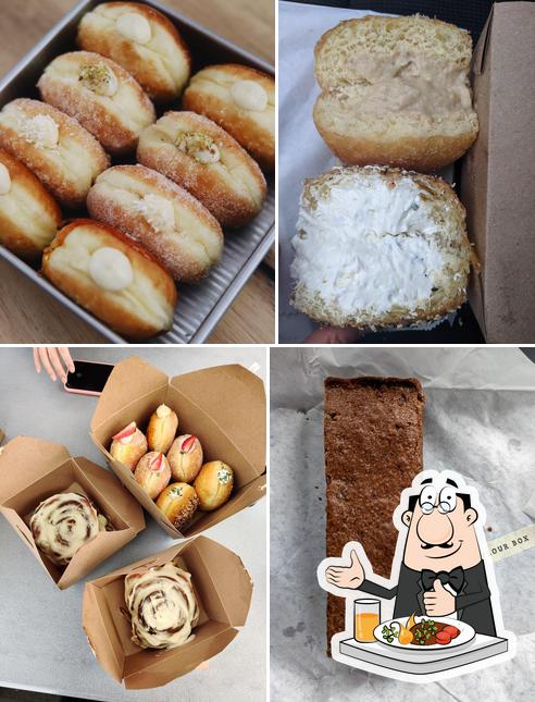 The Flour Box, 5520 Rainier Ave S in Seattle - Restaurant menu and reviews