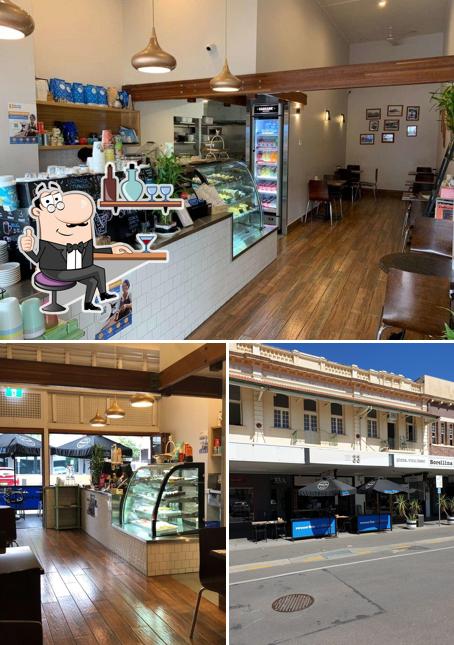 Cafe 33 Brisbane, Woolloongabba - Restaurant menu, prices and reviews