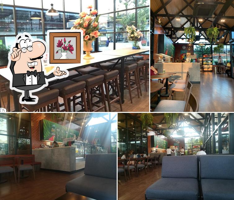 Café Amazon cafe, Bangkok, 22 Chaloem Phrakiat Ratchakan Thi 9 Rd ...