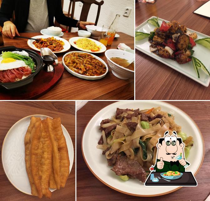 moon gate restaurant, Prague - Restaurant menu, prices and reviews