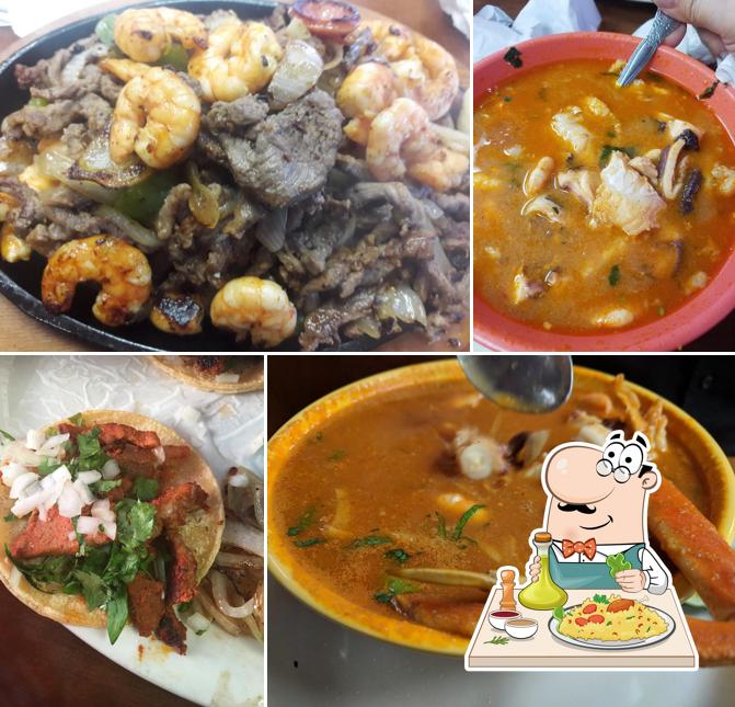 Taqueria Los Dos Laredos, San Antonio - Restaurant menu, prices and reviews