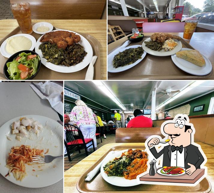 Charles' Cafeteria & Grill in Fayette - Restaurant menu and reviews