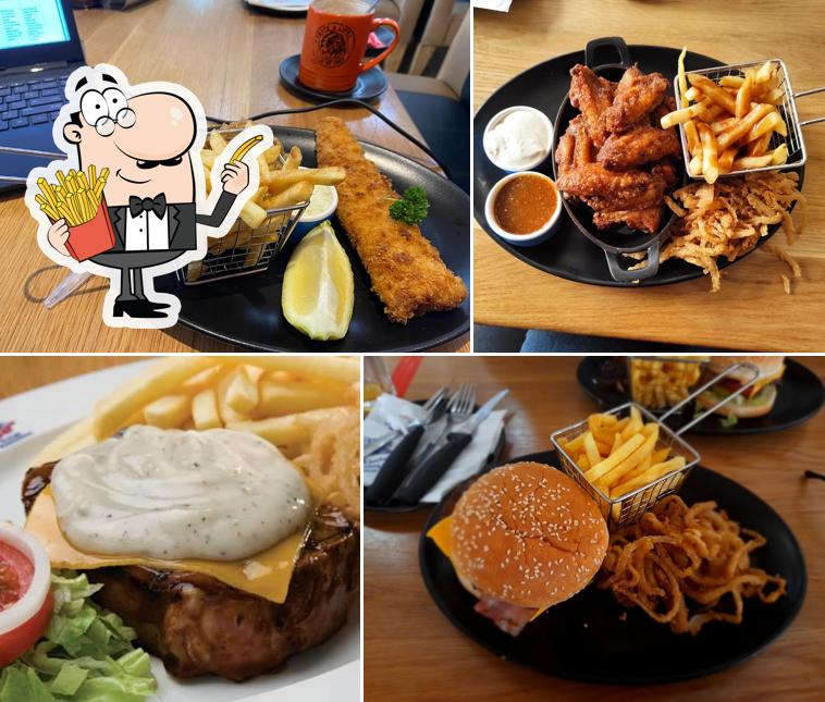 Best restaurants in Cavendish Square Mall - Restaurant Guru